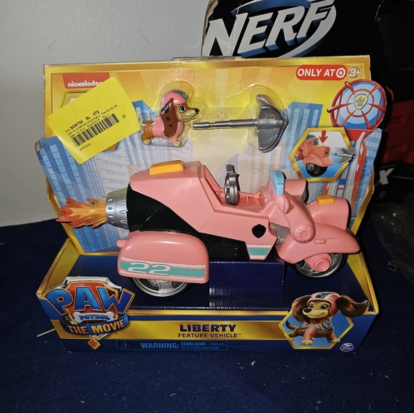Nickelodeon | Toys | Paw Patrol The Movie Liberty Feature Vehicle ...